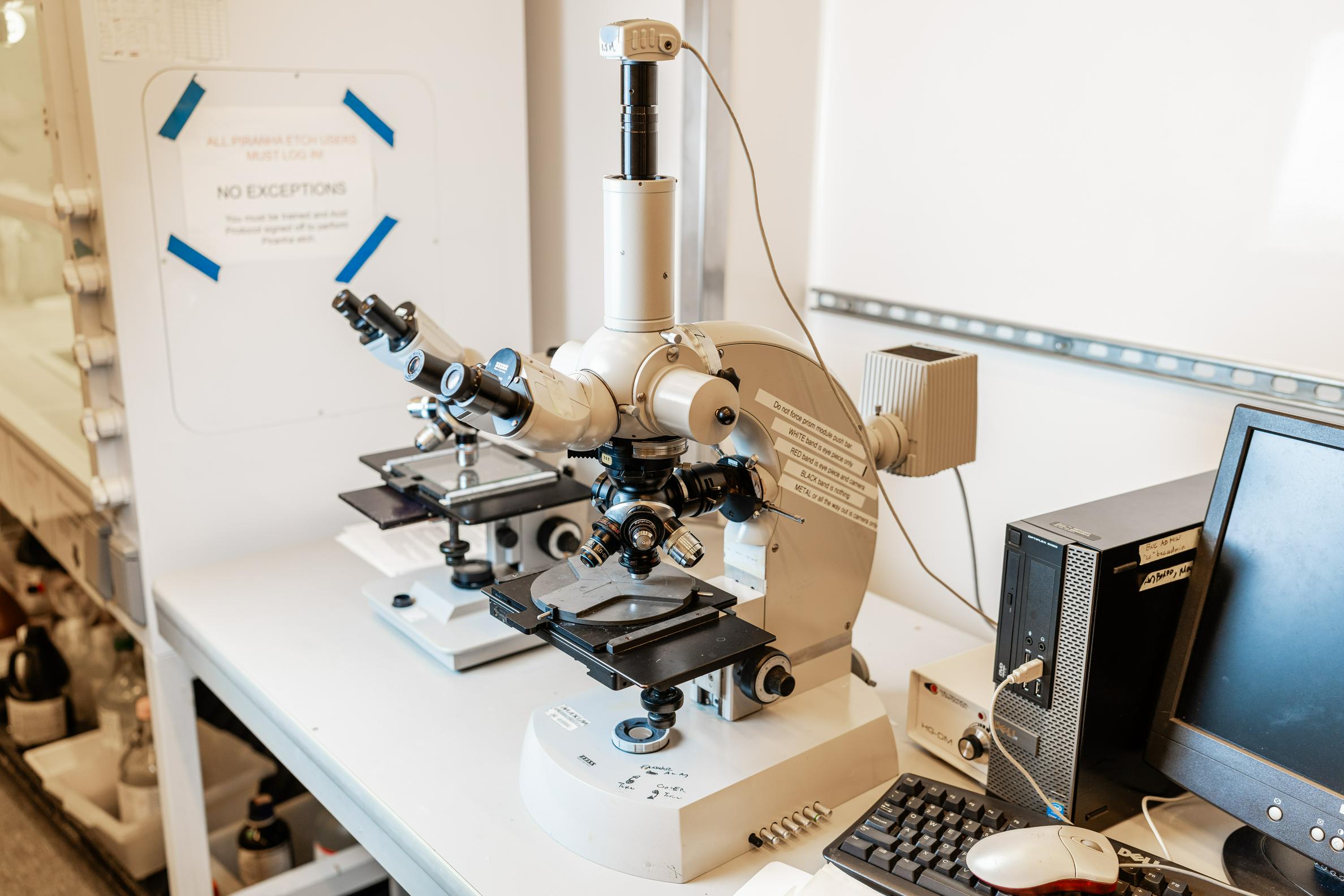 Reserve Zeiss Universal Metallurgical Microscope | Second Lab
