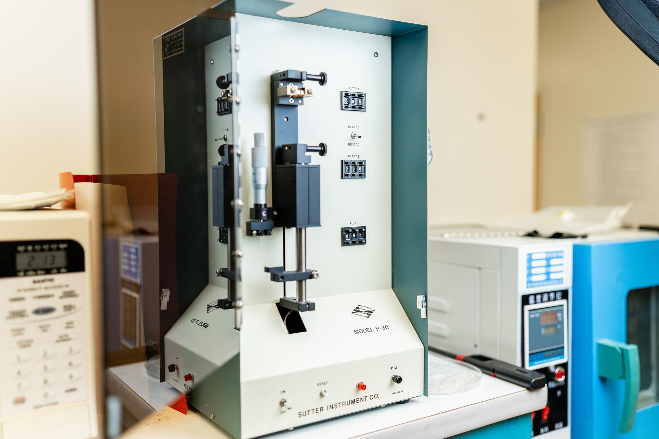 Sutter Instruments P-30 Vertical Micropipette Puller | Second Lab