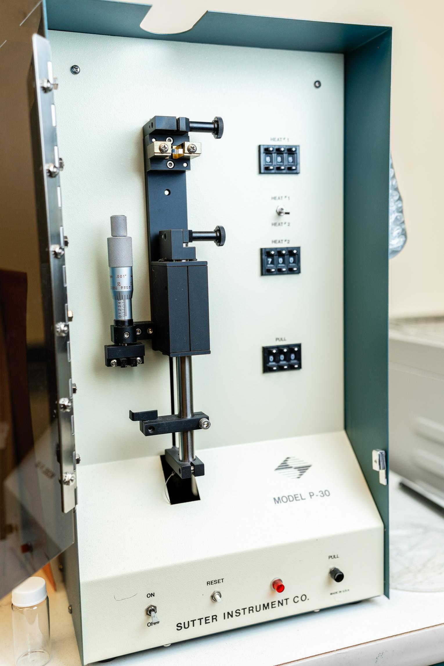 Sutter Instruments P-30 Vertical Micropipette Puller | Second Lab